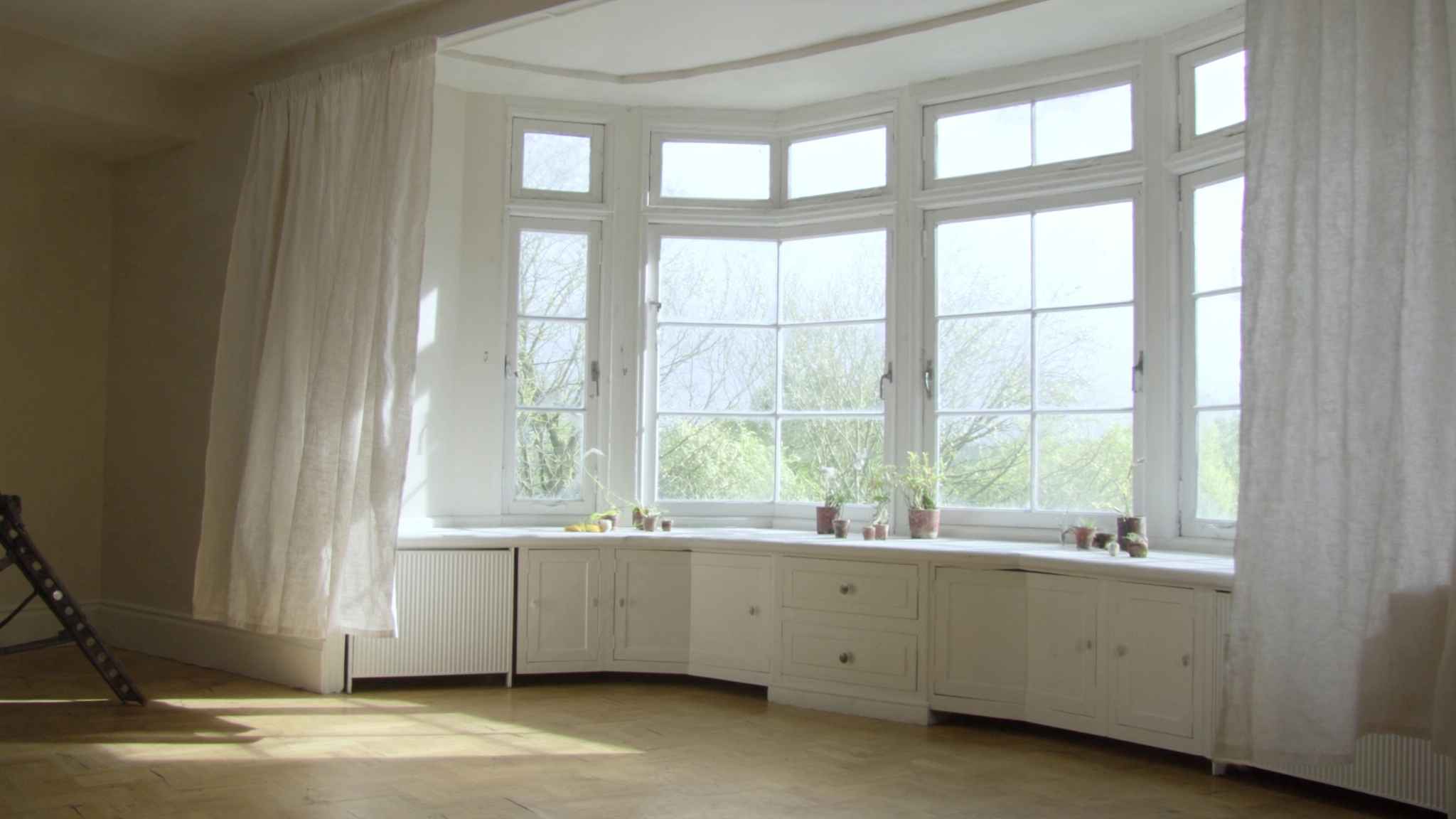 Window Restrictor Rules Under UK Building Regs | Axiom